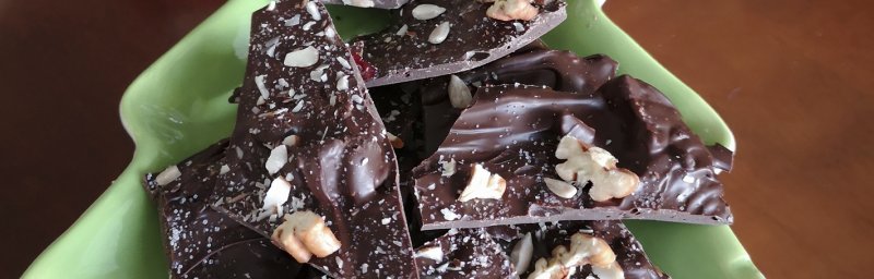 Chocolate con Sal y Nueces - Sana y Hermosa