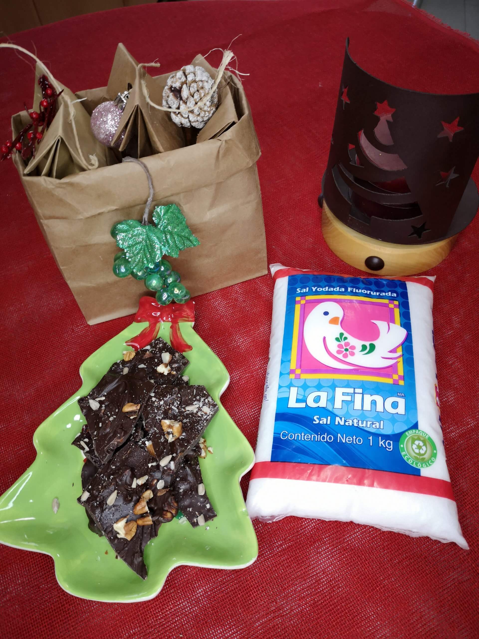 Chocolate con Sal y Nueces - Sana y Hermosa