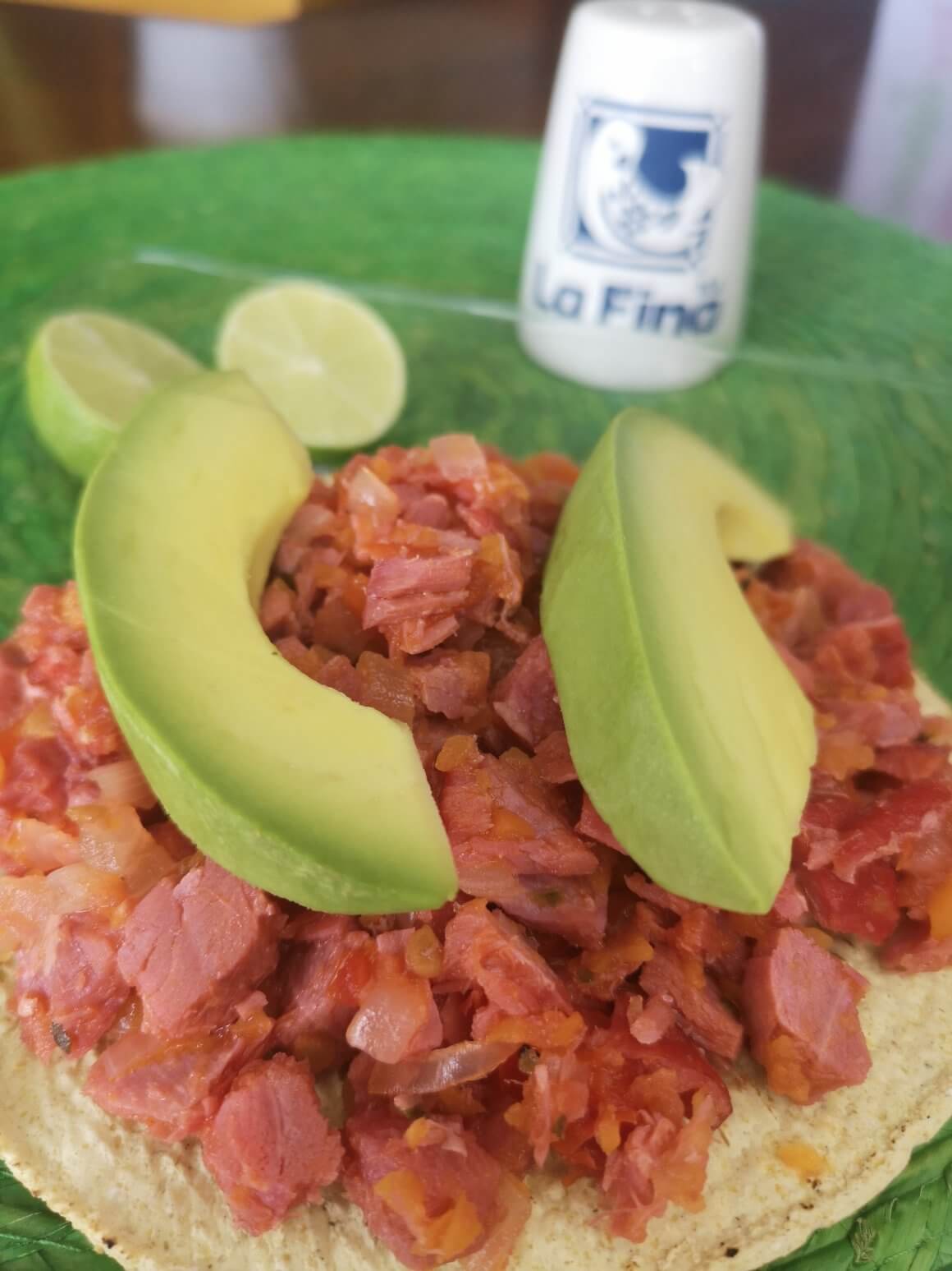 Tostadas de Marlín Ahumado - Sana y Hermosa
