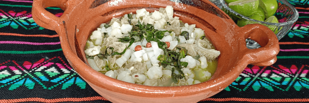 Menudo Blanco con Grano. Estilo Sinaloa - Sana y Hermosa